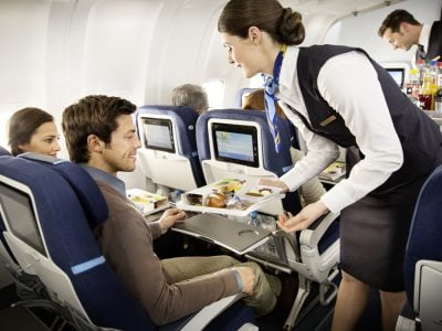 Azafata de vuelo - Profesiones y Estudios, Orientación Laboral